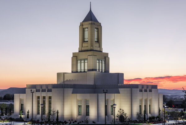 Award-Winning Quito Temple Designed & Built by Haskell